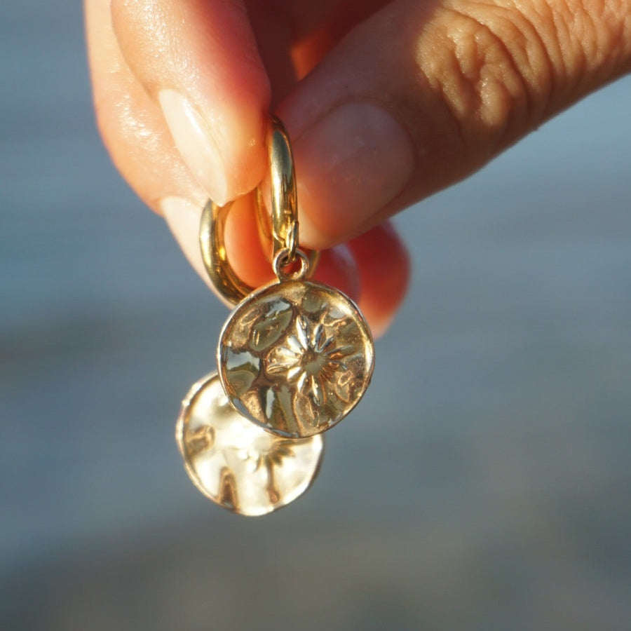 DRIFT COIN SURF EARRINGS 18K GOLD - Waterproof Jewellery | Lore of the Sea